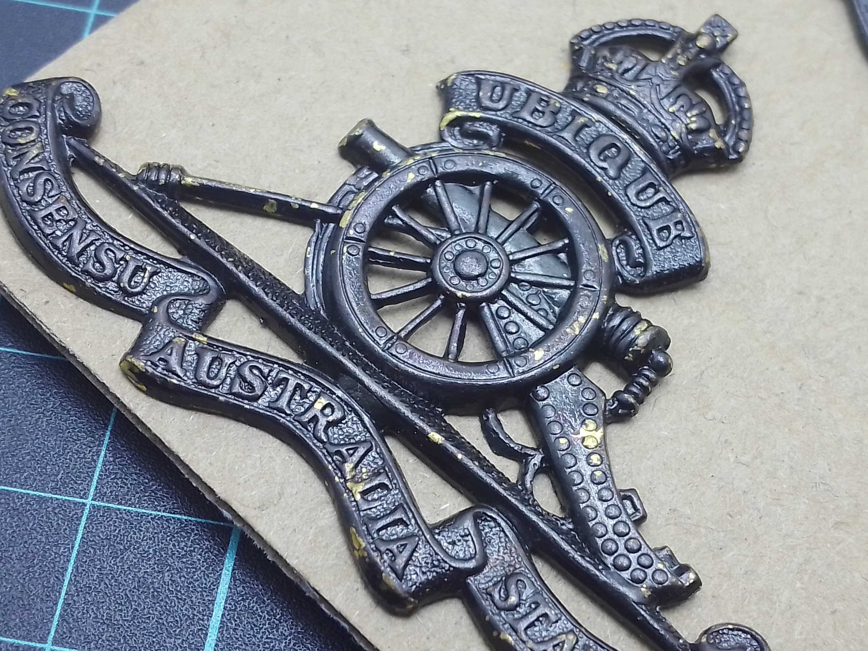 WW2 Australian Army Artillery RAA Cap & Collar Badges Set - Etsy