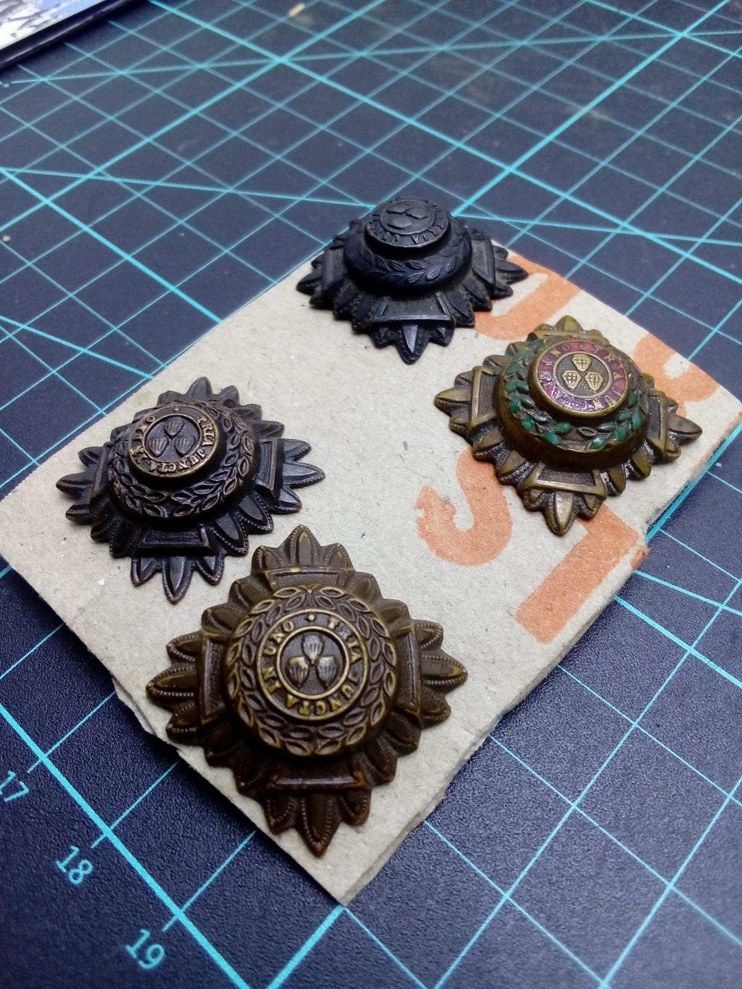 WW1 WW2 Australian Army Uniform Shoulder Pips Badge Lot of 4 - Etsy