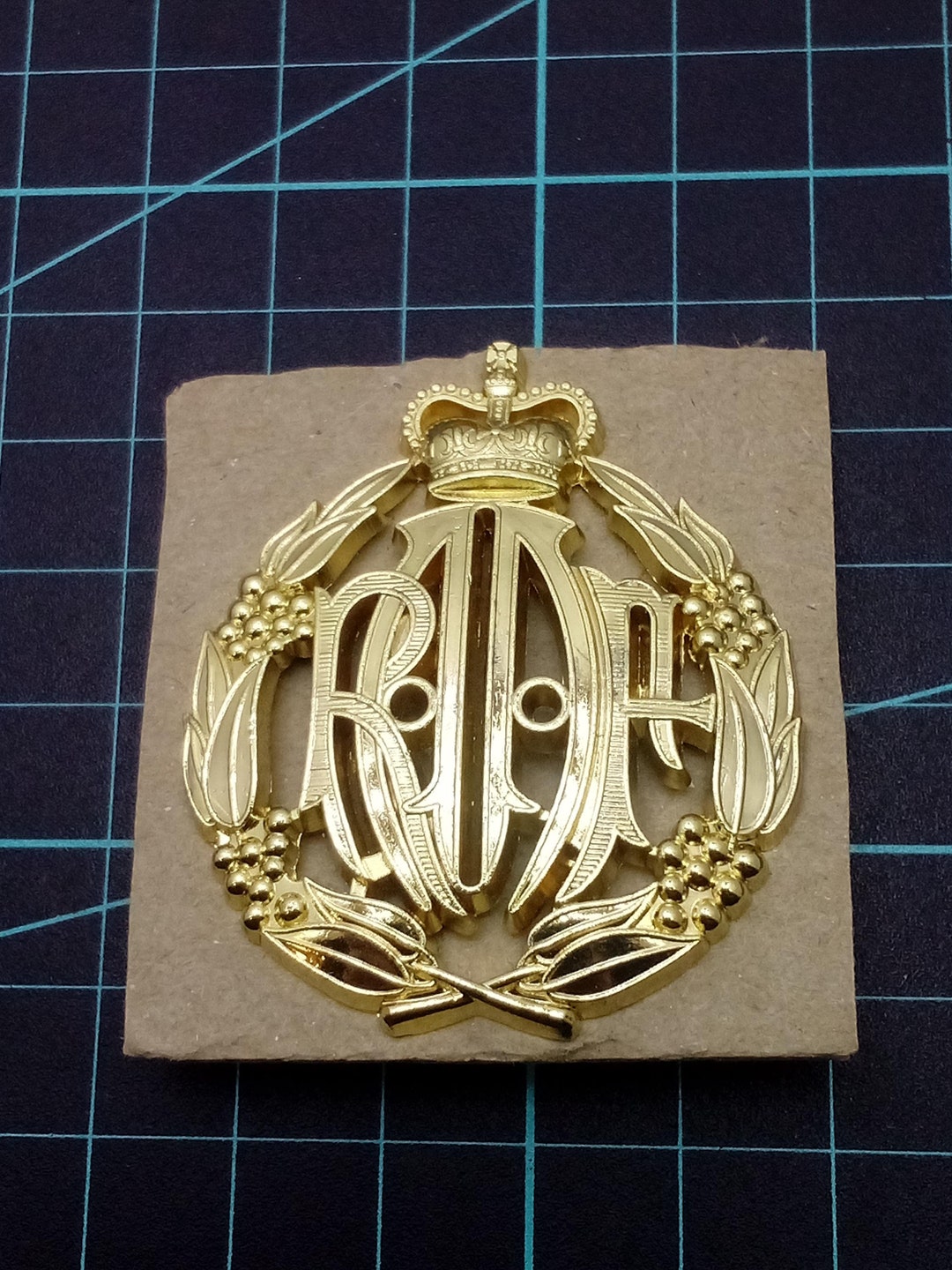 1970's-2000 Australian Air Force RAAF Hat Cap Badge - Etsy