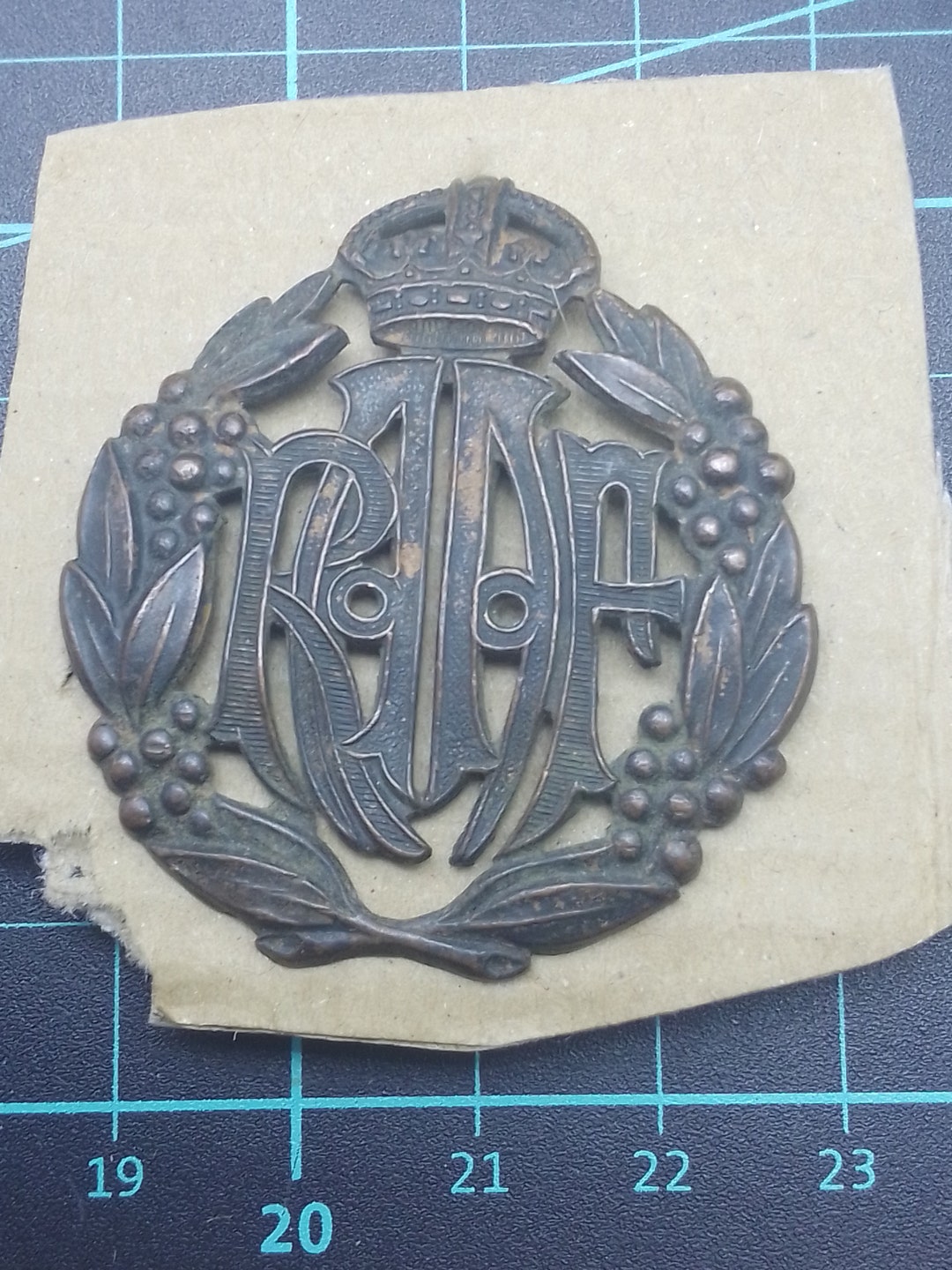 WW2 Royal Australian Air Force RAAF Cap Badge - Etsy