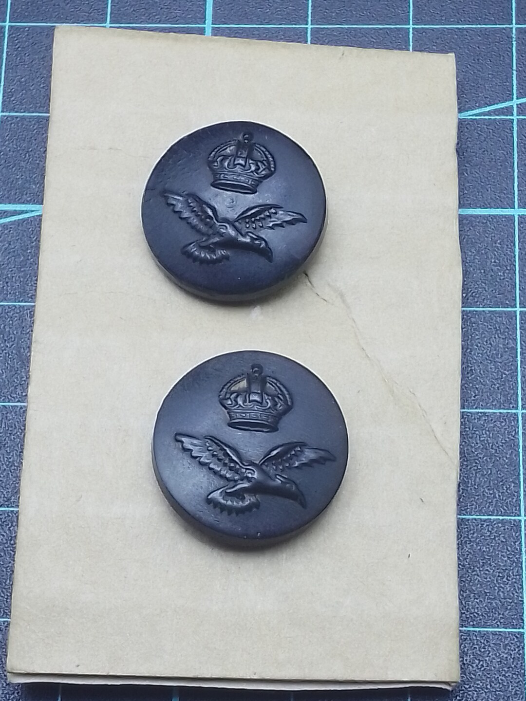 WW2 Royal Australian Air Force RAAF Hat Chin Strap Buttons Pair - 2x ...