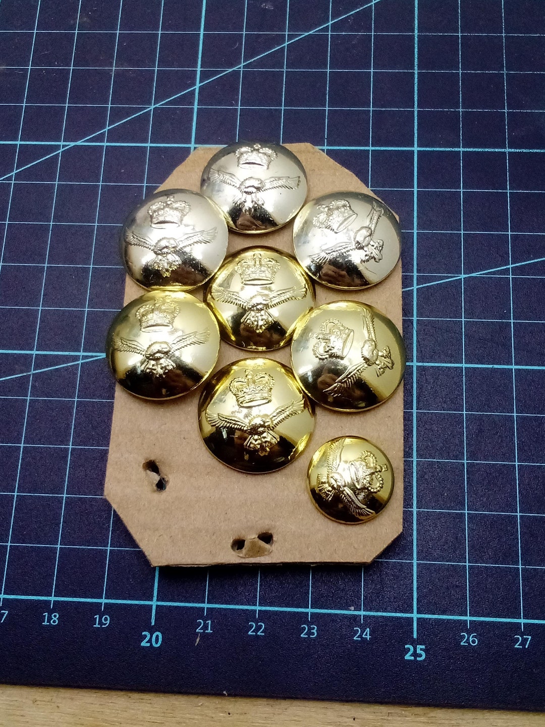 1950's-70's Royal Australian Air Force RAAF Uniform Buttons Lot of 8 - Etsy