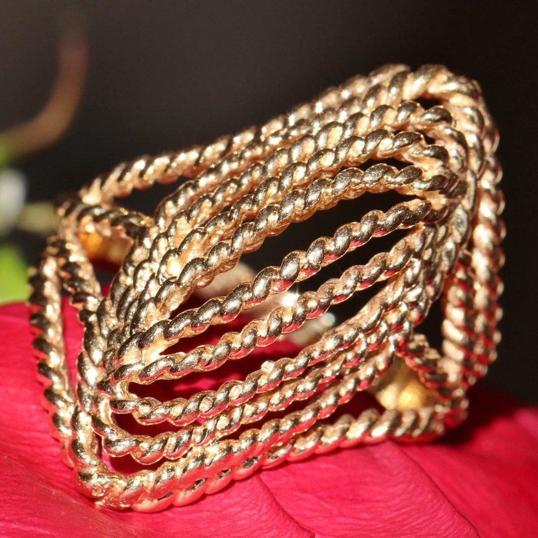 Solid Gold Twisted Band Ring, Personalizable Twisted Cable Ring ...