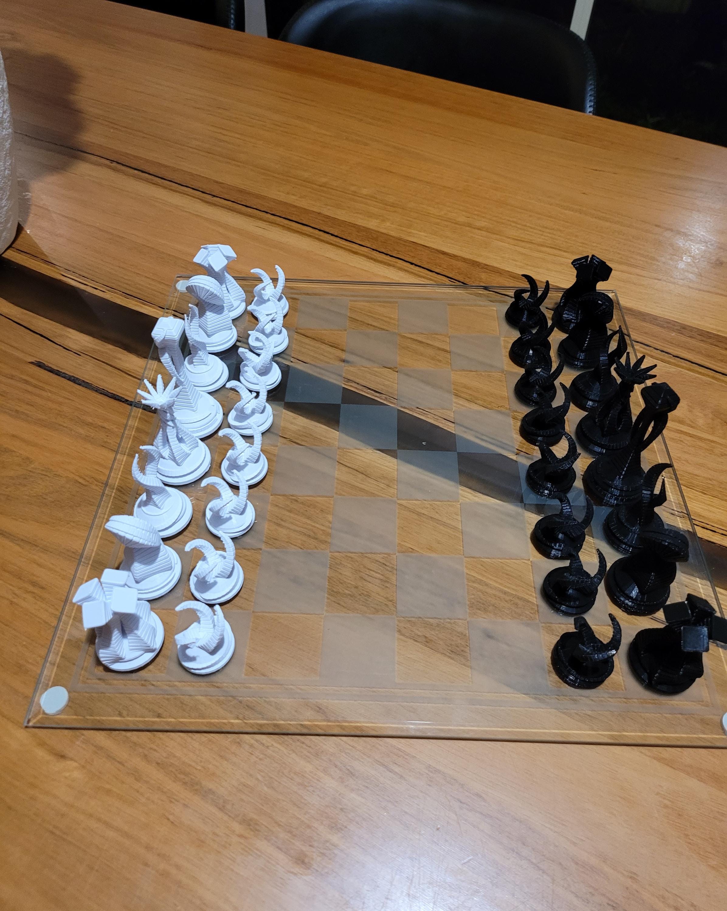 Alien Chess Set - Etsy