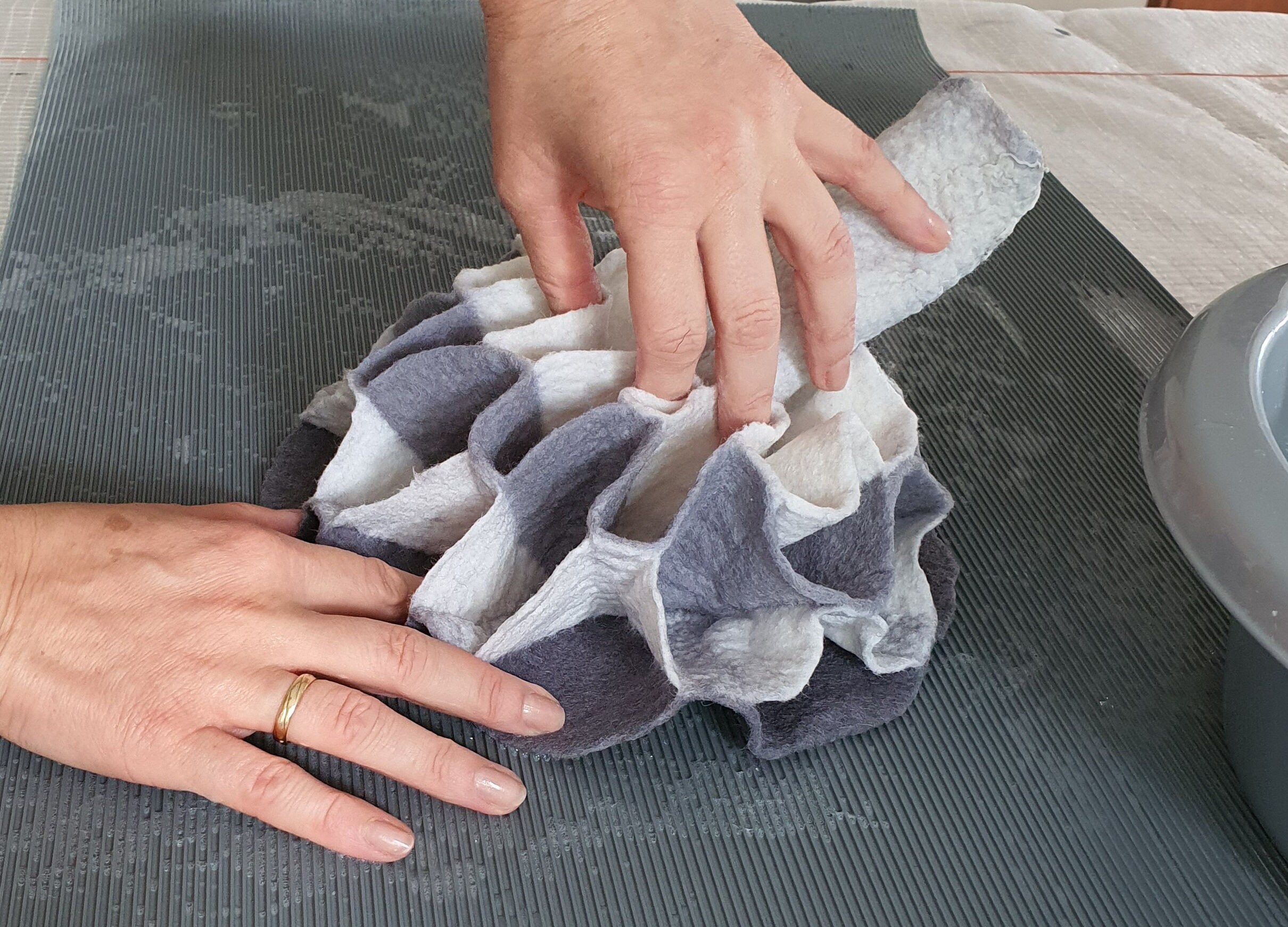 PDF tutorial for creating 3D wet felted honeycomb vessel, how to make ...