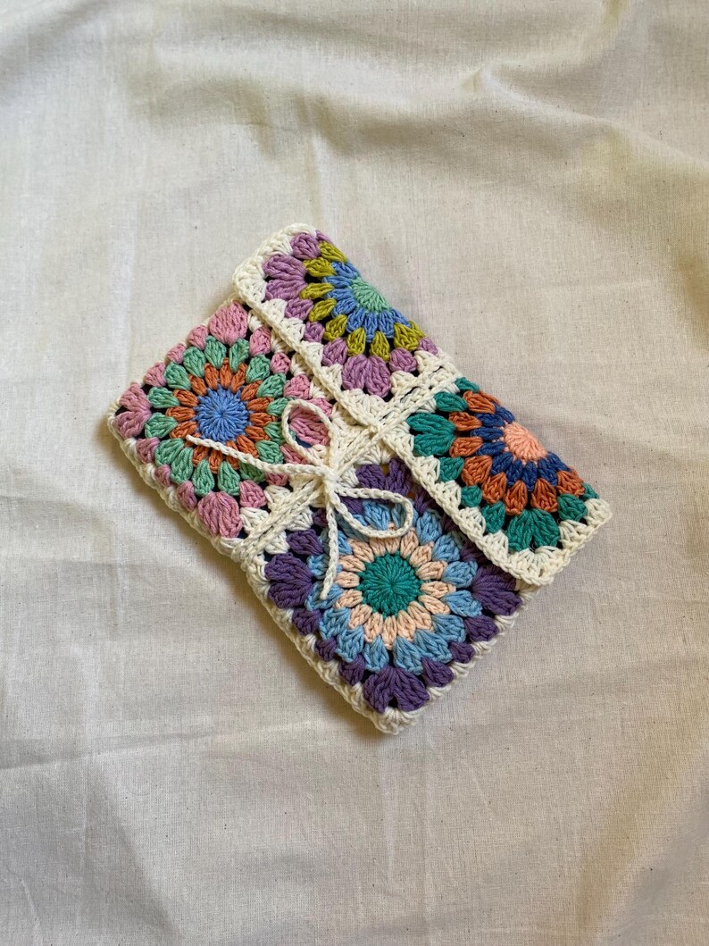 Granny Square Book Cover, Crochet Floral Book Sleeve, Handmade Book ...
