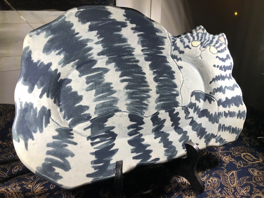 Pottery Cat Tray Grey Tabby Signed “nona” - Etsy