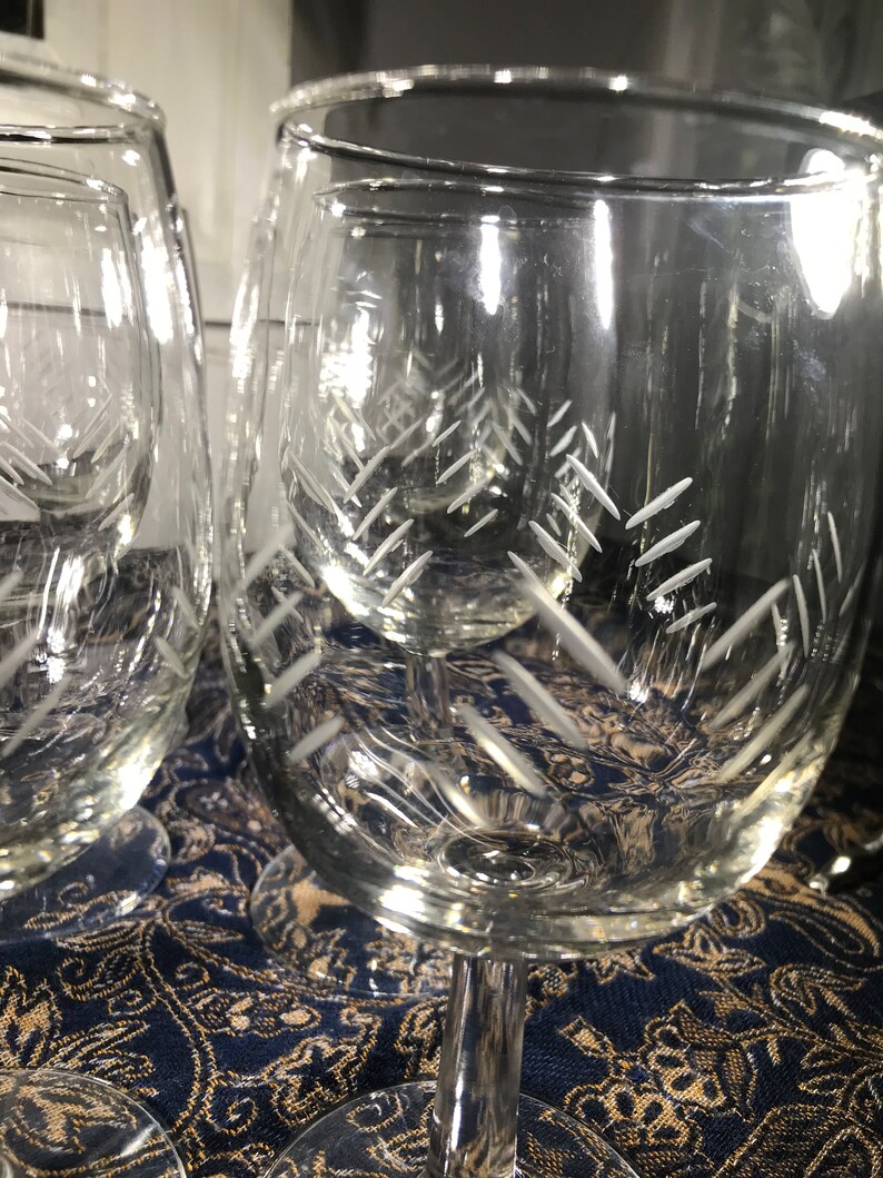Set of 10 Javit Badash rain Pattern Cut Crystal Wine Glasses - Etsy