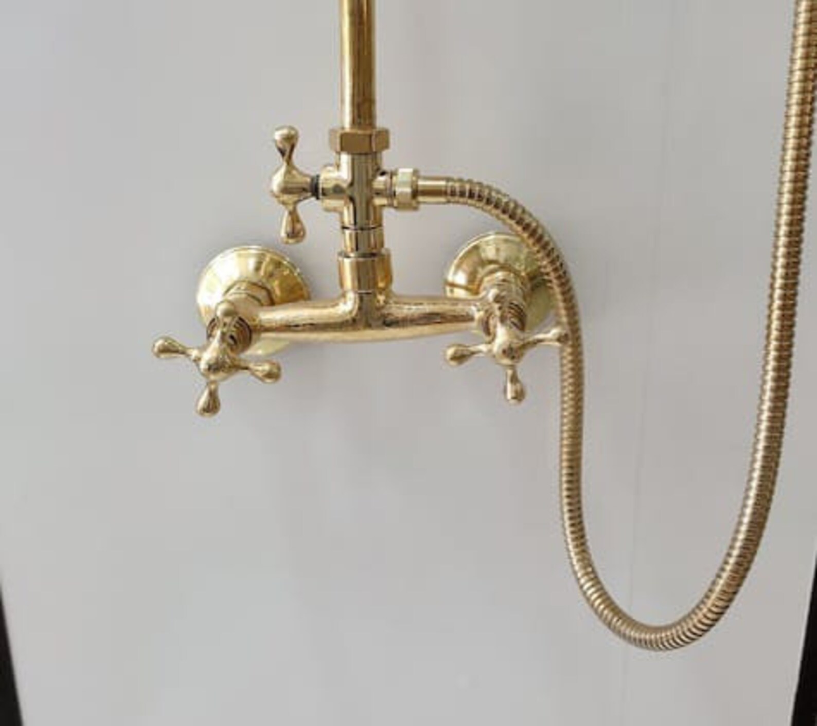 Brass Exposed Pipe Wall Mount Shower With Rainfall Shower Head , Solid ...