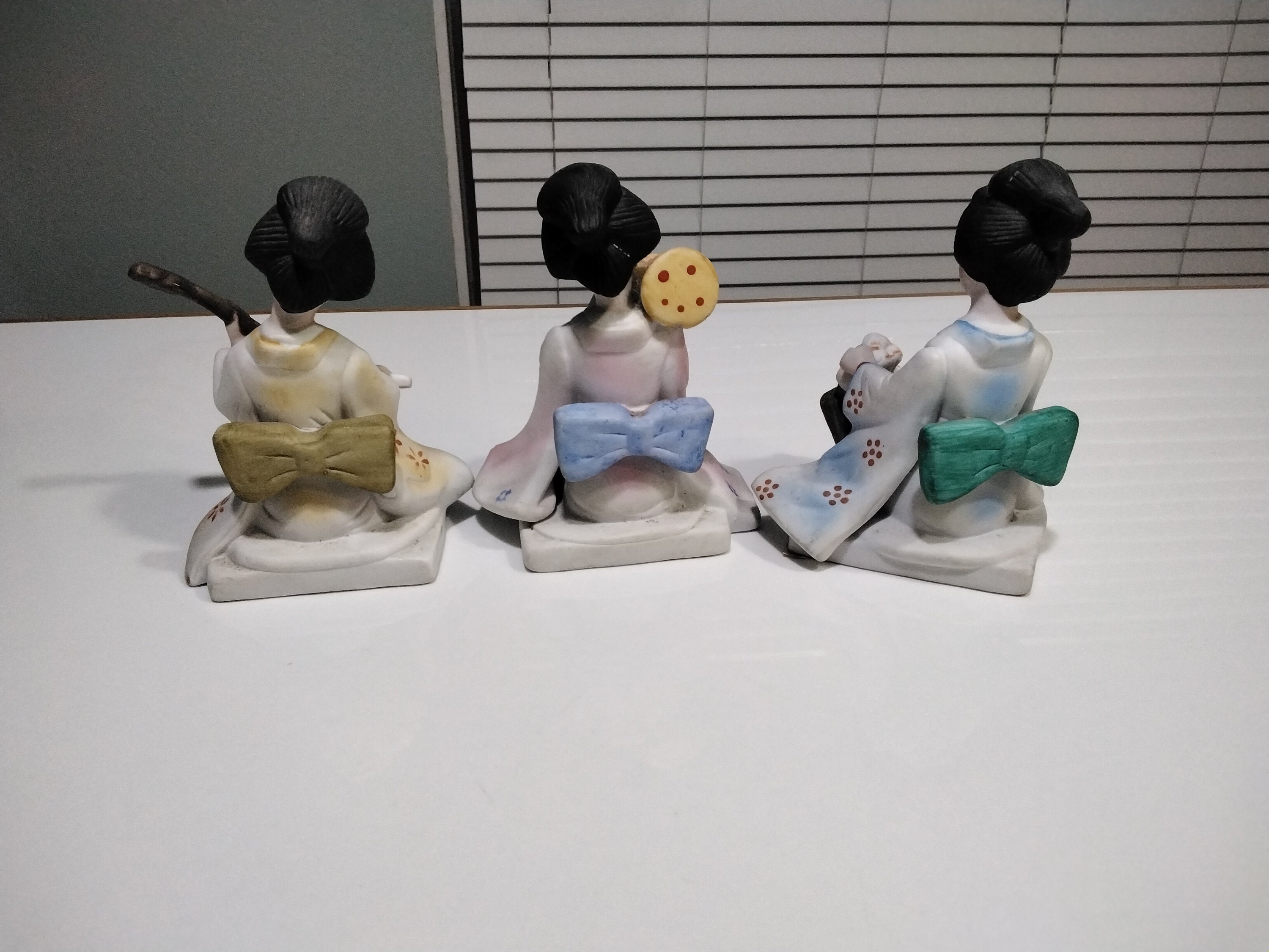 Hand Painted Porcelain Geisha/japanese Figurines Set - Taiwan - Etsy