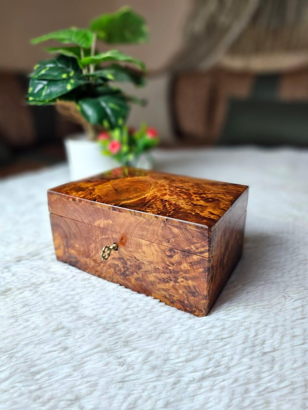LUXURY THUYA BURL Jewelry Box With Lock, Handmade Wooden Jewelry Box ...