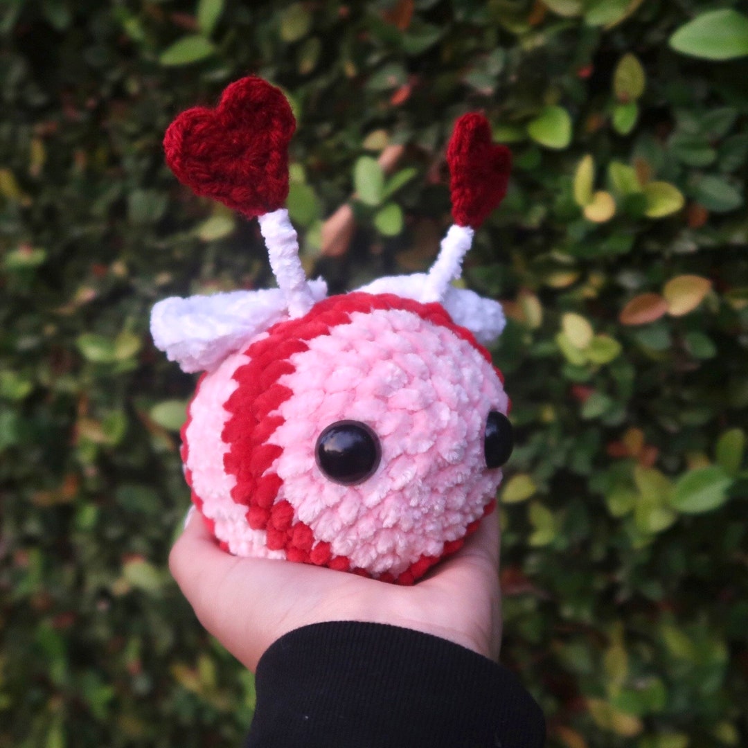 Handmade Soft Crochet Valentines Day Bee Plush - Etsy