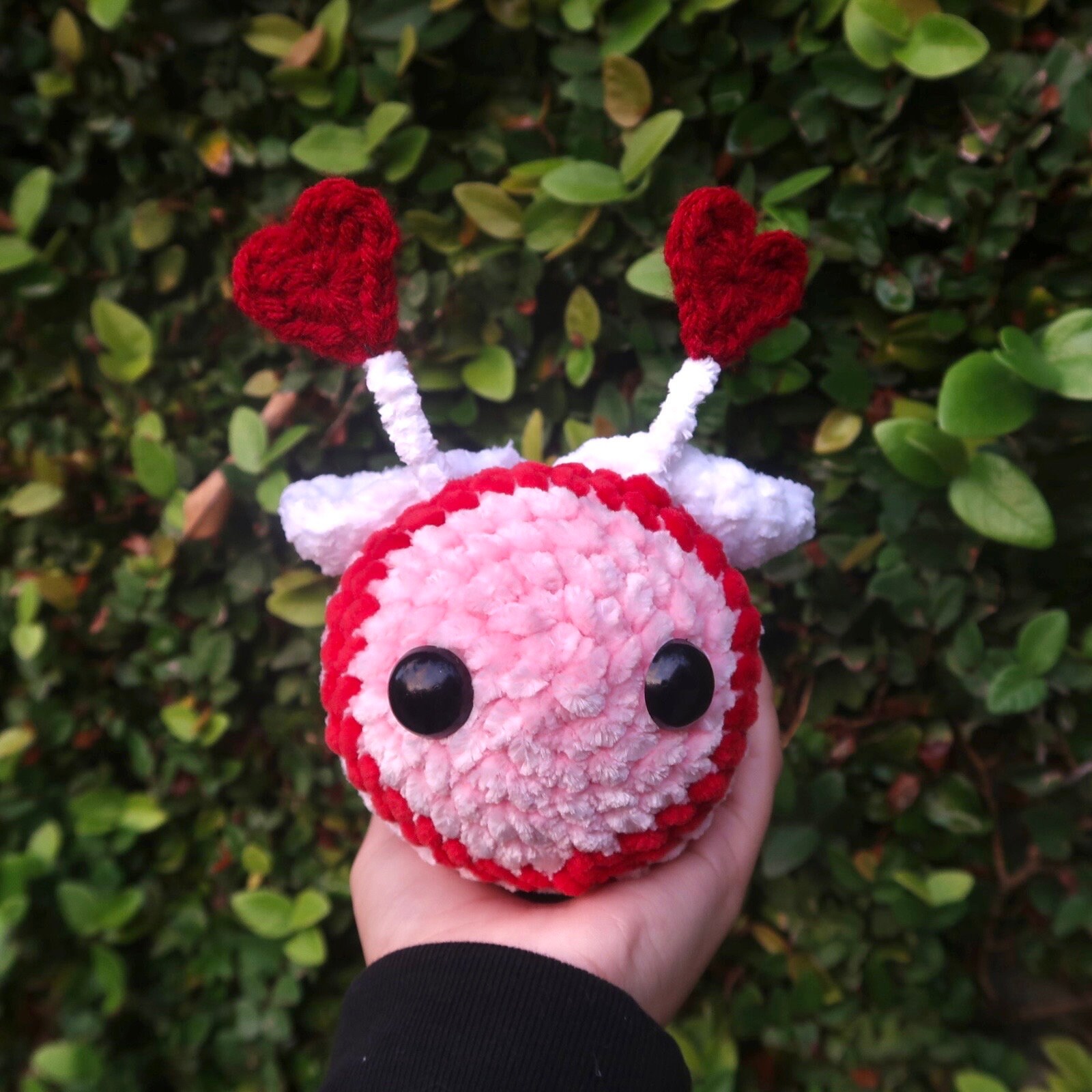 Handmade Soft Crochet Valentines Day Bee Plush - Etsy