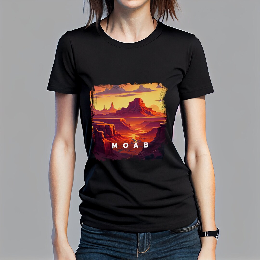 Moab T-shirt - Moab, Utah - Etsy