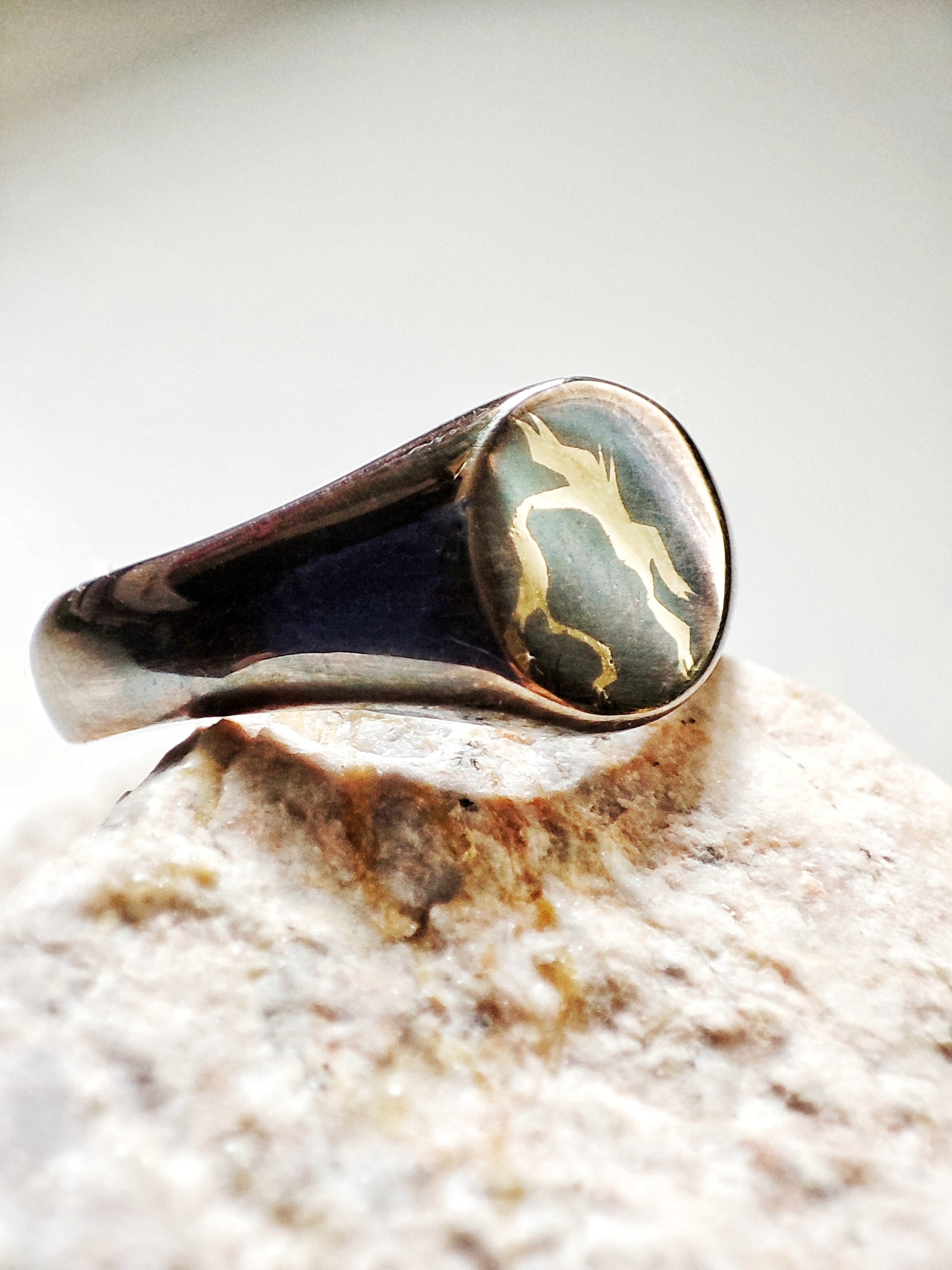 Kintsugi Signet Ring by Glafx, Chevalier Kintsugi Ring, Silver Gold ...