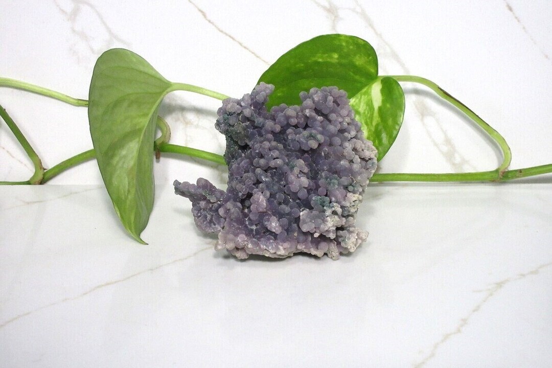 Grape Agate Free Form Shimmery Purple Crystal Specimen Natural Grape ...