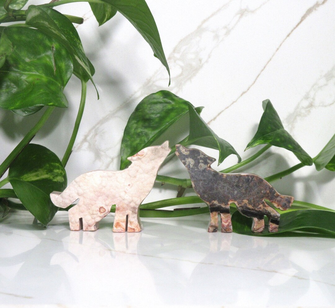 Crystal Wolf Carving Stone Carved Wolf Pink Maligano Jasper Wolf ...