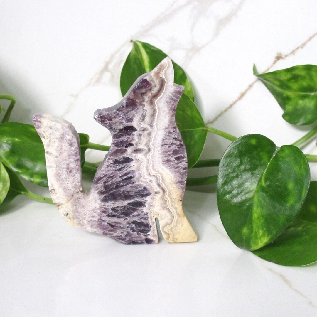 Crystal Wolf Carving, Amethyst Crazy Lace Carved Howling Wolf Figurine ...