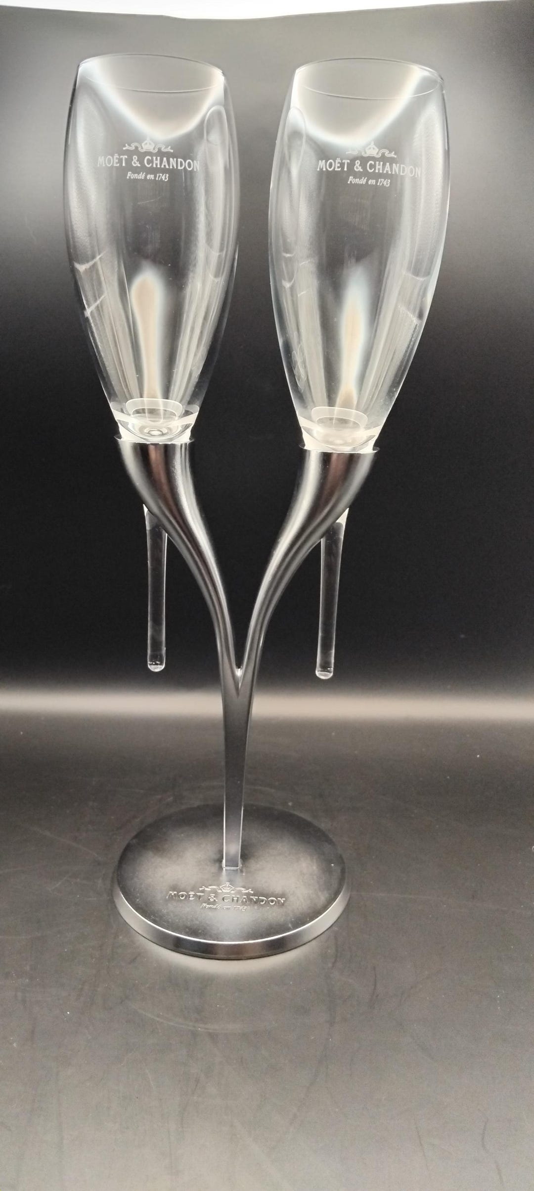 A Pair of Moet & Chandon Flutes and Silver Tone Metal Holder - Etsy