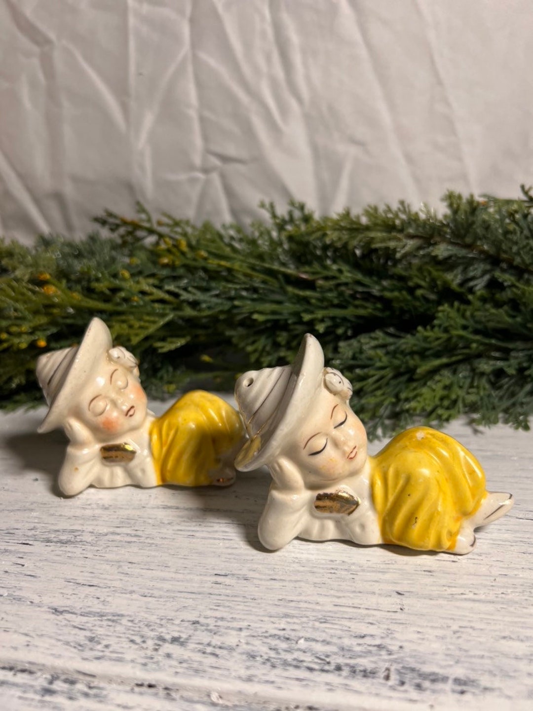 Vintage Sleeping Ceramic Dutch Boy and Girl Salt and Pepper Shakers - Etsy