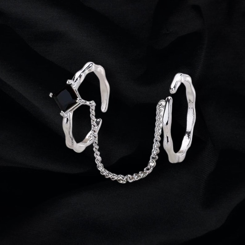 Onyx Chain Double Ring, Instagram Trendy Jewelry, Insta Inspo Tiktok ...