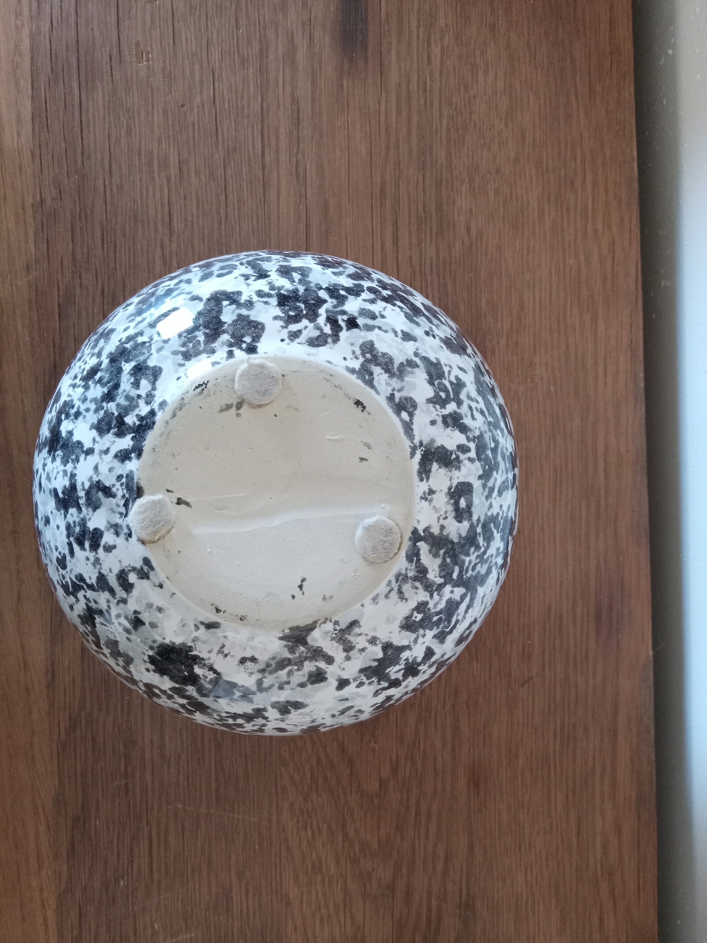 Vintage Harris Pottery Chicago Splatter Black Sponge Mottled Ball Vase ...