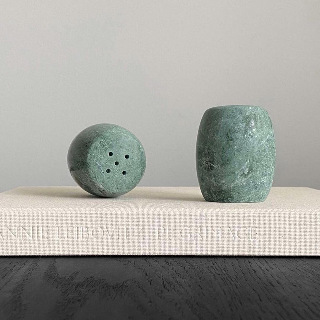 Marble Shakers / Salt and Pepper Marble Shakers / Vintage Shakers ...