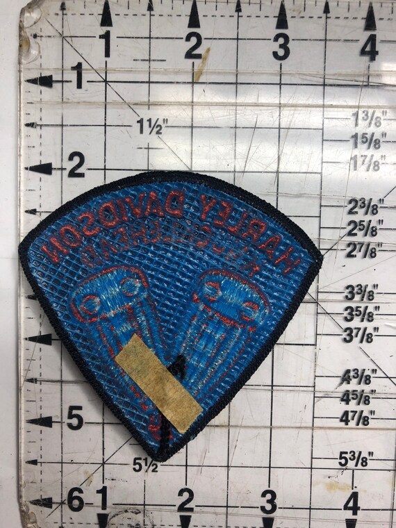 Harley Davidson vintage curvilinear triangle Knuckleh… - Gem