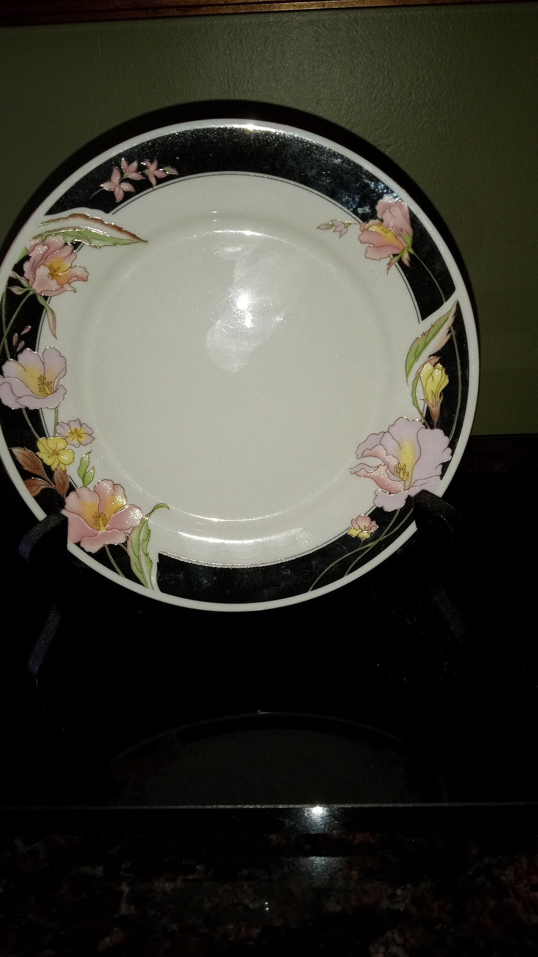 Vintage CHINA PEARL Alice 8860 Gold Trim Bread Butter Plates - Etsy