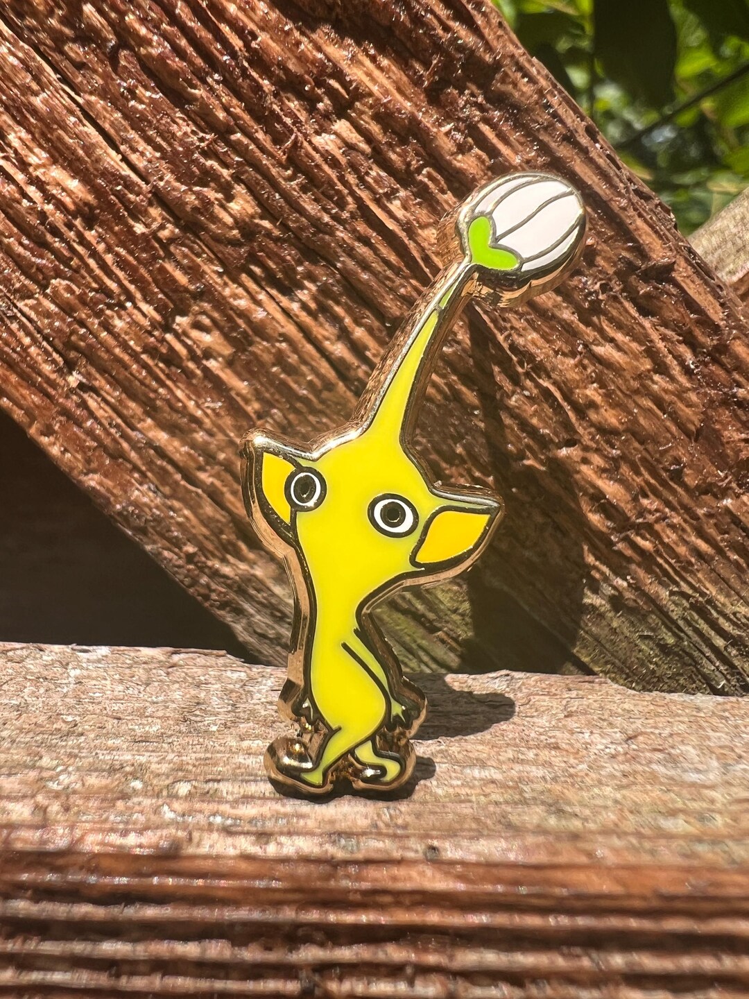 Yellow Pikmin Enamel Pin - 1.25" - Etsy