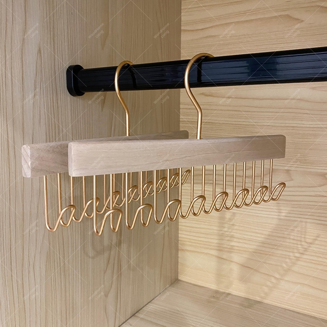 8-hooks Closet Organizer Rack for Ties,natural Camphor Wood Tie Rack ...