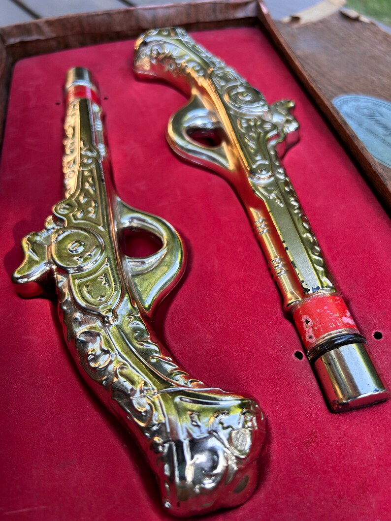 Vintage Dueling Pistols Gold Glass Avon Collectible Perfume Bottles - Etsy
