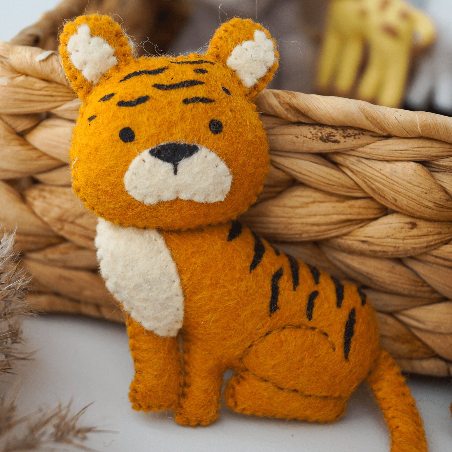 Tiger Sewing Pattern PDF, Safari Felt Animals, Felt Ornaments, Felt ...