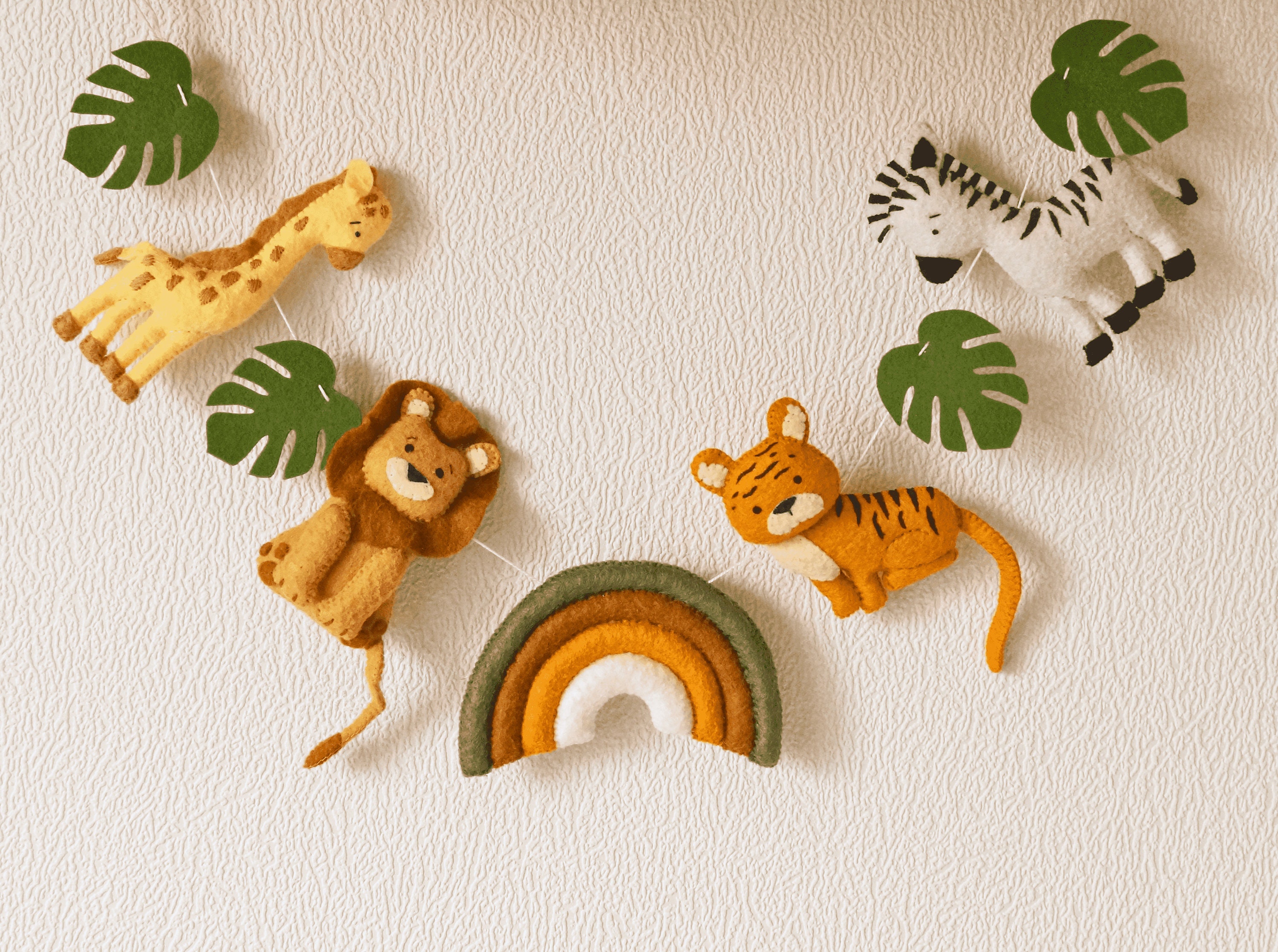 Safari Animals Felt Garland, Jungle Nursery Garland With Giraffe Lion ...