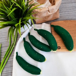 Felt Cucumber Pattern and Tutorial, Felt Food Sewing Pattern, Felt Vegetables, Felt Ornament ...