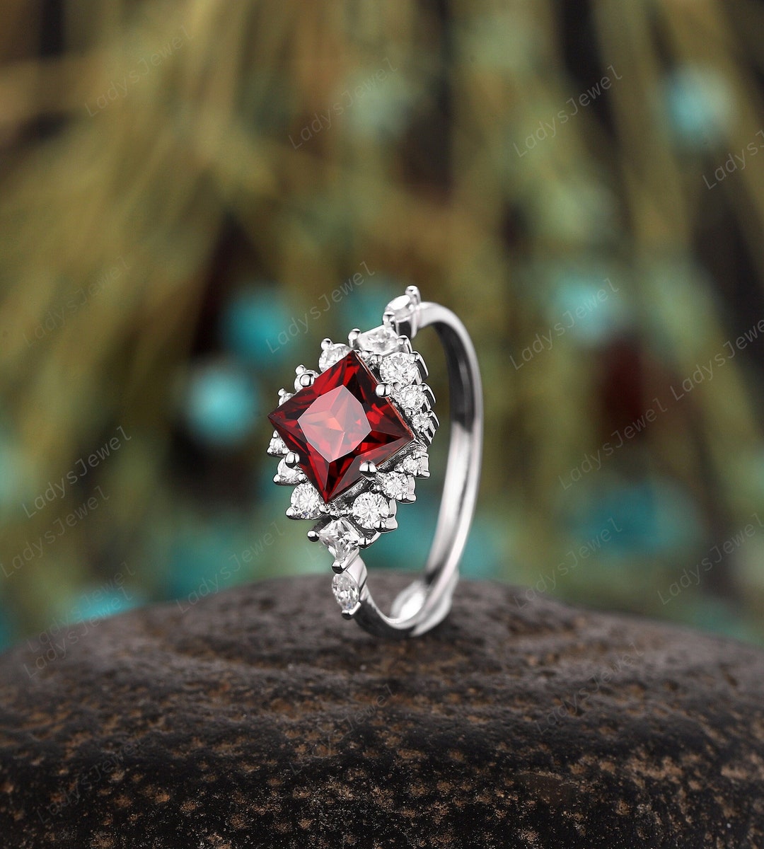 Vintage Princess Cut Garnet Engagement Ring, Unique Garnet Cluster ...