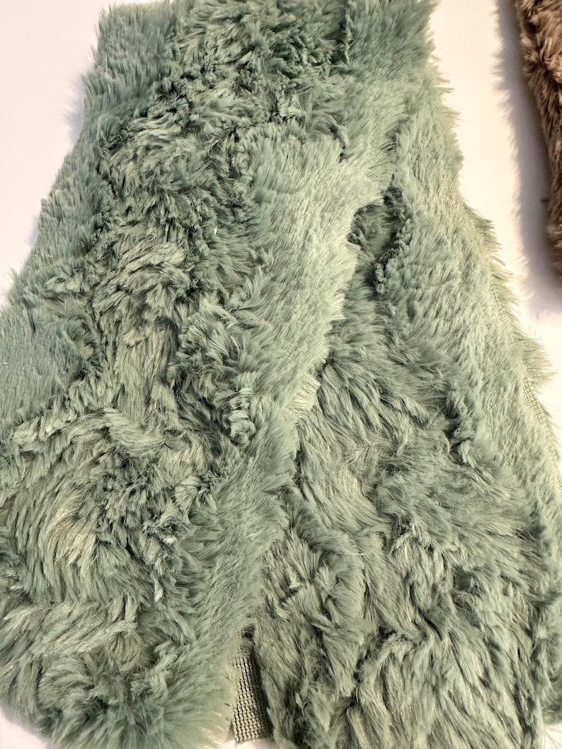 Faux Fur Scraps: 1-pound Craft Remnants, Great for Costumes, Props ...