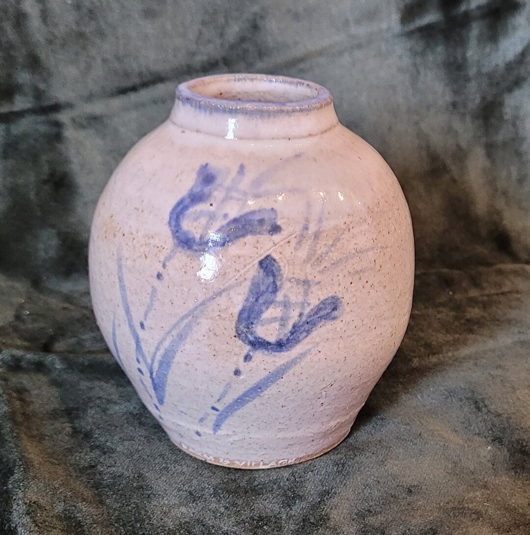 Bud Vase, Studio Pottery, Farm and Village - Etsy