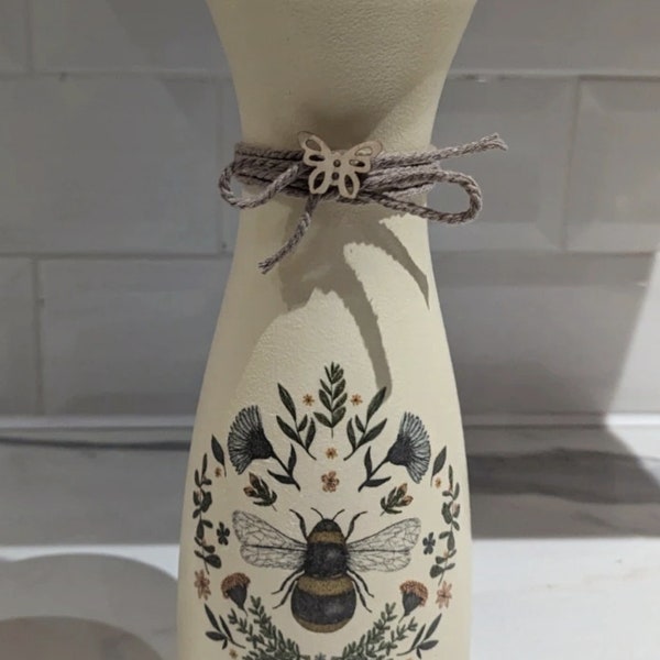 Bee Vase - Etsy