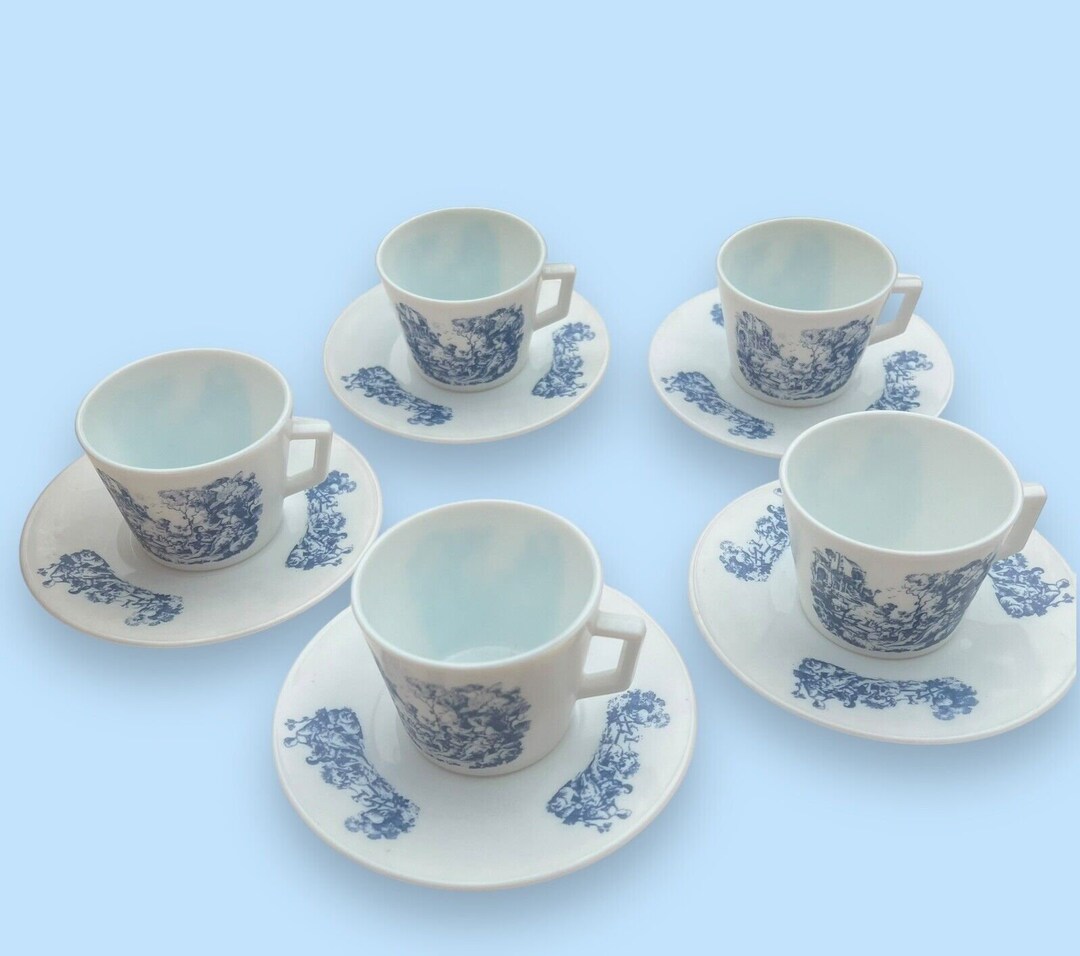 Vintage Set 5 Arcopal Opal Glass Coffee Tea Cups Saucers Blue White ...