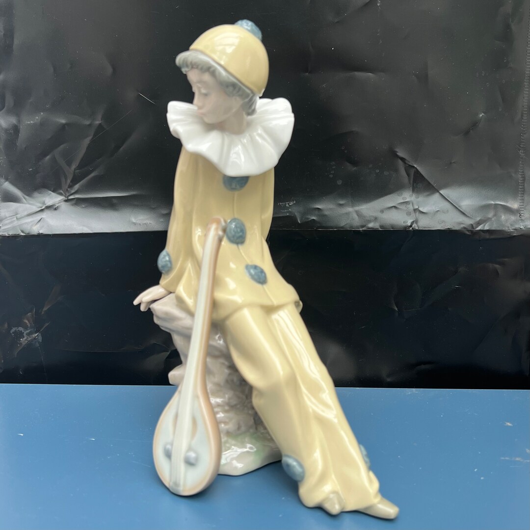 LLADRÓ NAO 1054 Yellow Clown Mandolin Figurine Wandering Minstrel - Etsy