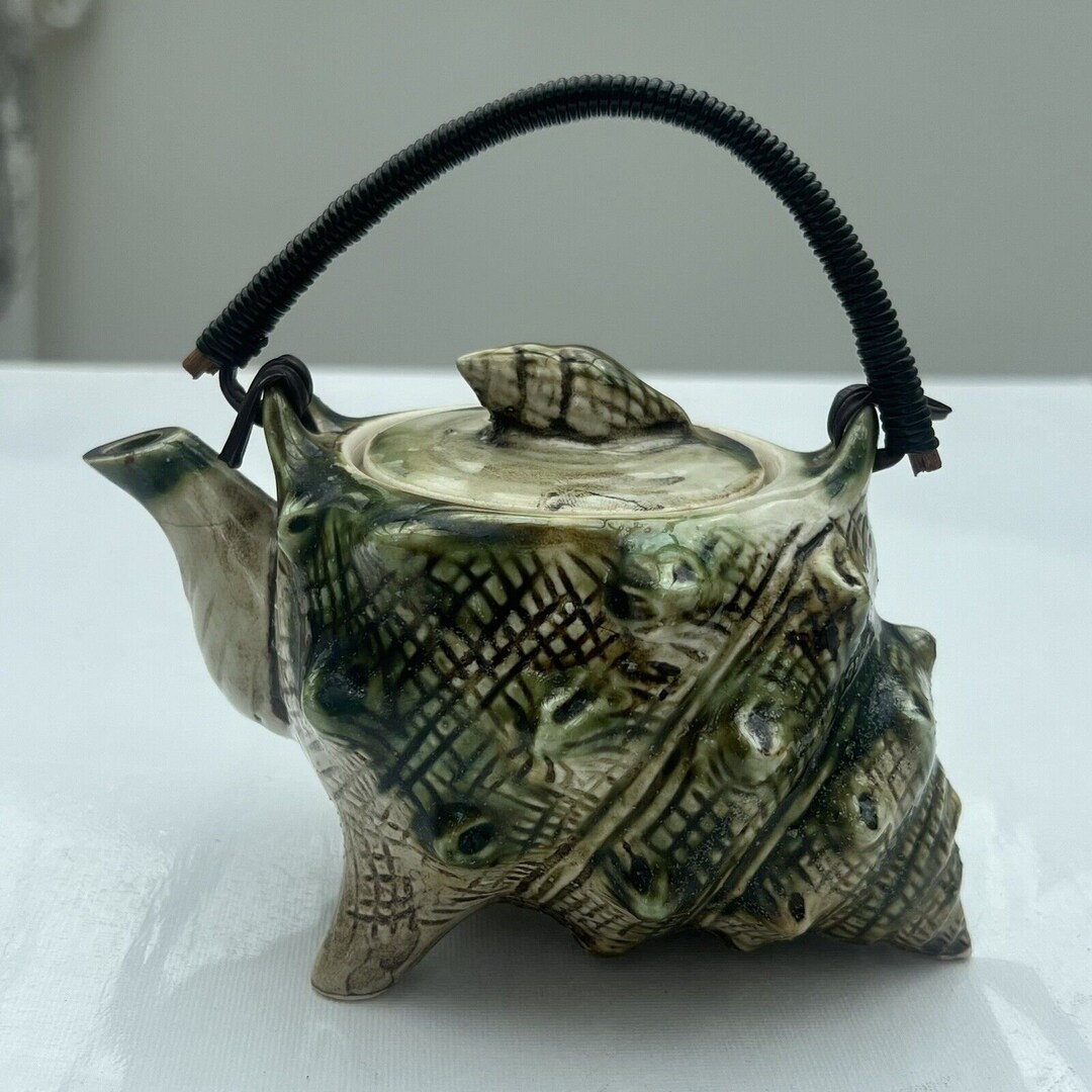 Green Conch Shell Majolica Sea Shell Ceramic Teapot With Lid 1960 ...