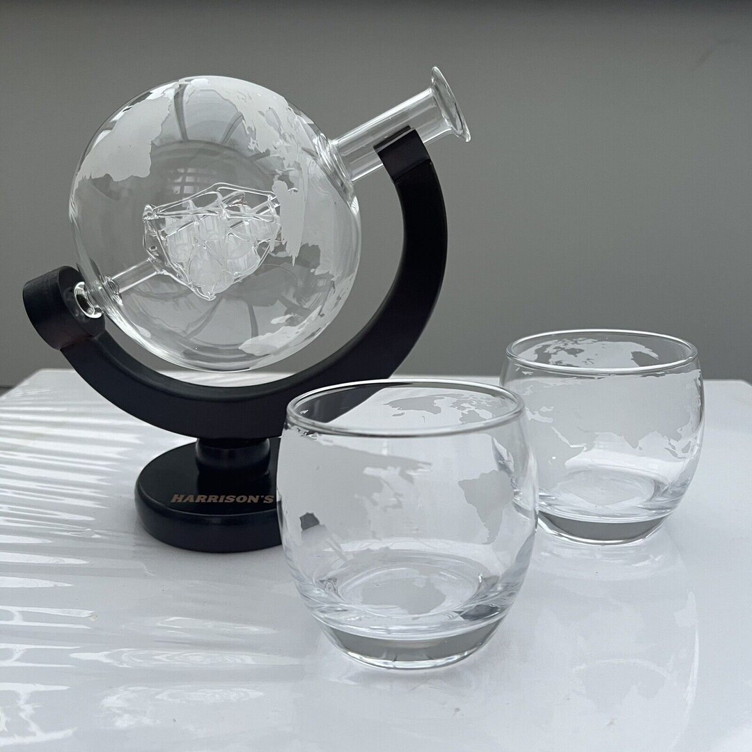 Harrison's Finest Glass Globe Decanter on Wood Base 850ml With 2 ...
