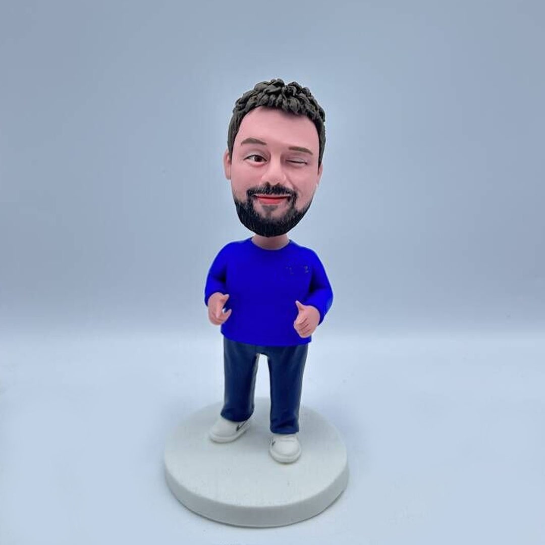 Bobble Head Custom Figurines , Customized Bobblehead, Bobbleheads Husband Custom Bobblehead ...