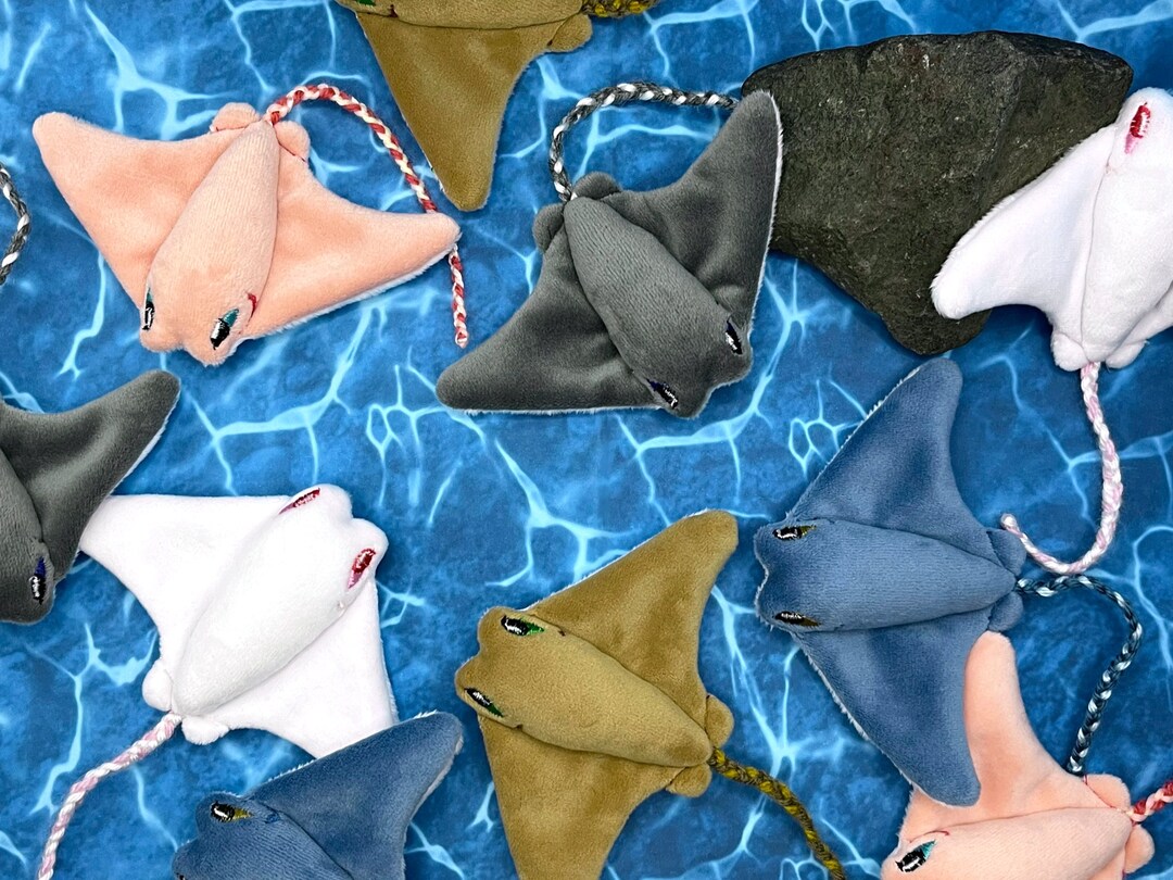 Small Cownose Ray Plush (wave 1) - Etsy