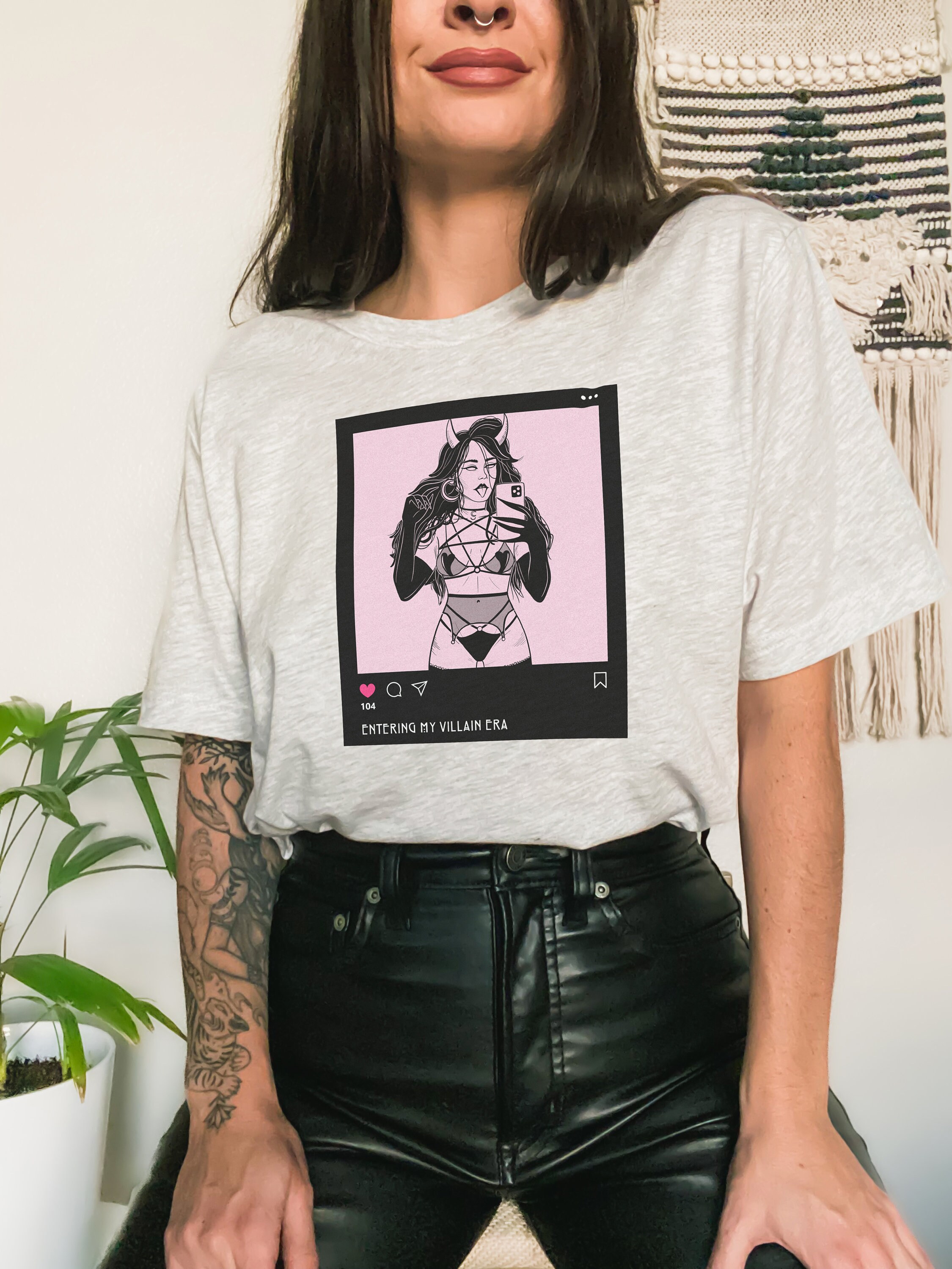 Villain Era Egirl T-shirt: Yami Kawaii Pastel Goth Devil Woman - Etsy