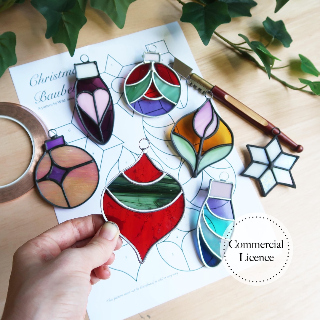 Christmas Tree Baubles Stained Glass Pattern, Beginner Stained Glass ...