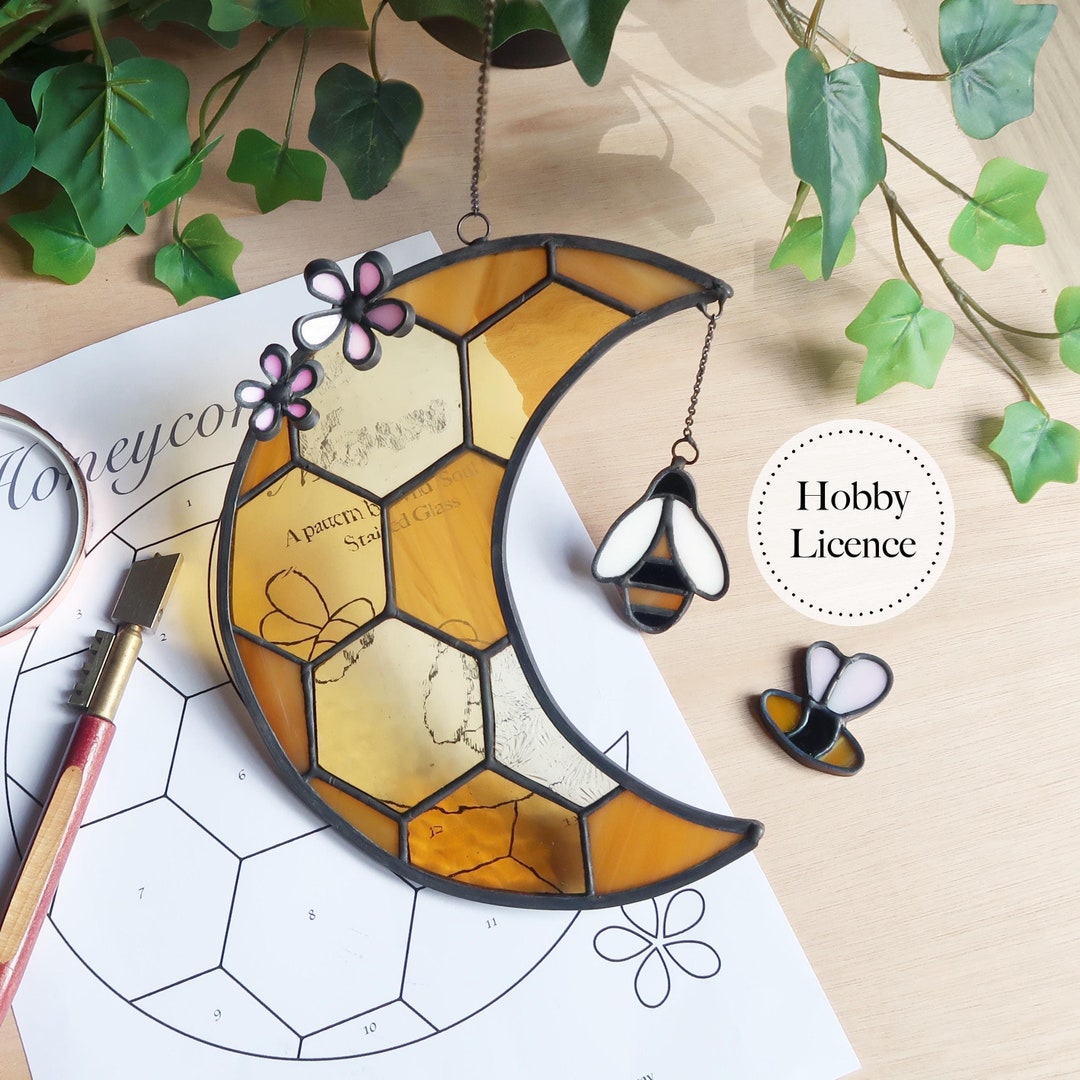 Honeycomb Moon Stained Glass Pattern, Beginner Stained Glass Patterns ...