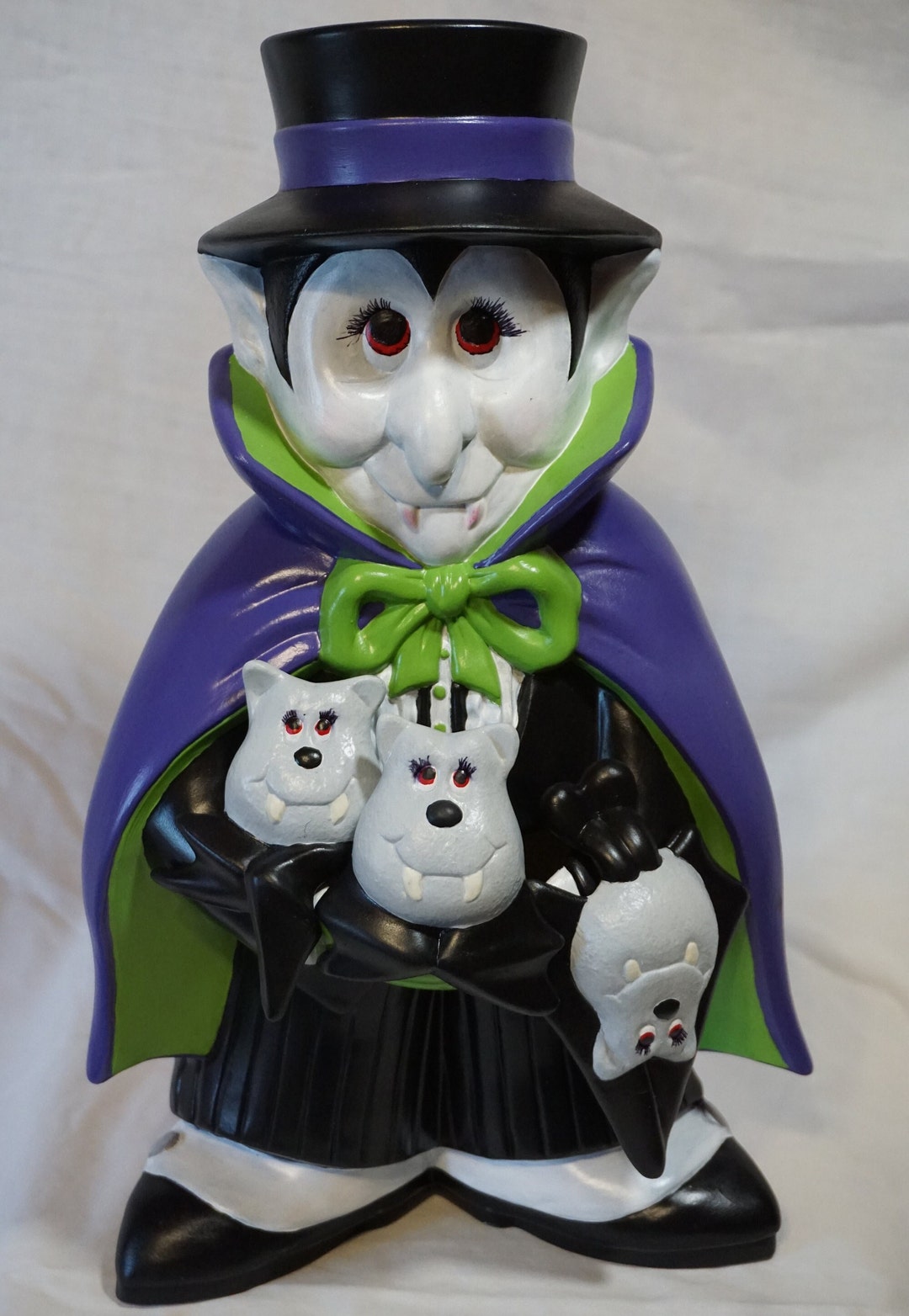 Dracula & Friends, Halloween Decor, Home Decor, Hand Painted Ceramic - Etsy
