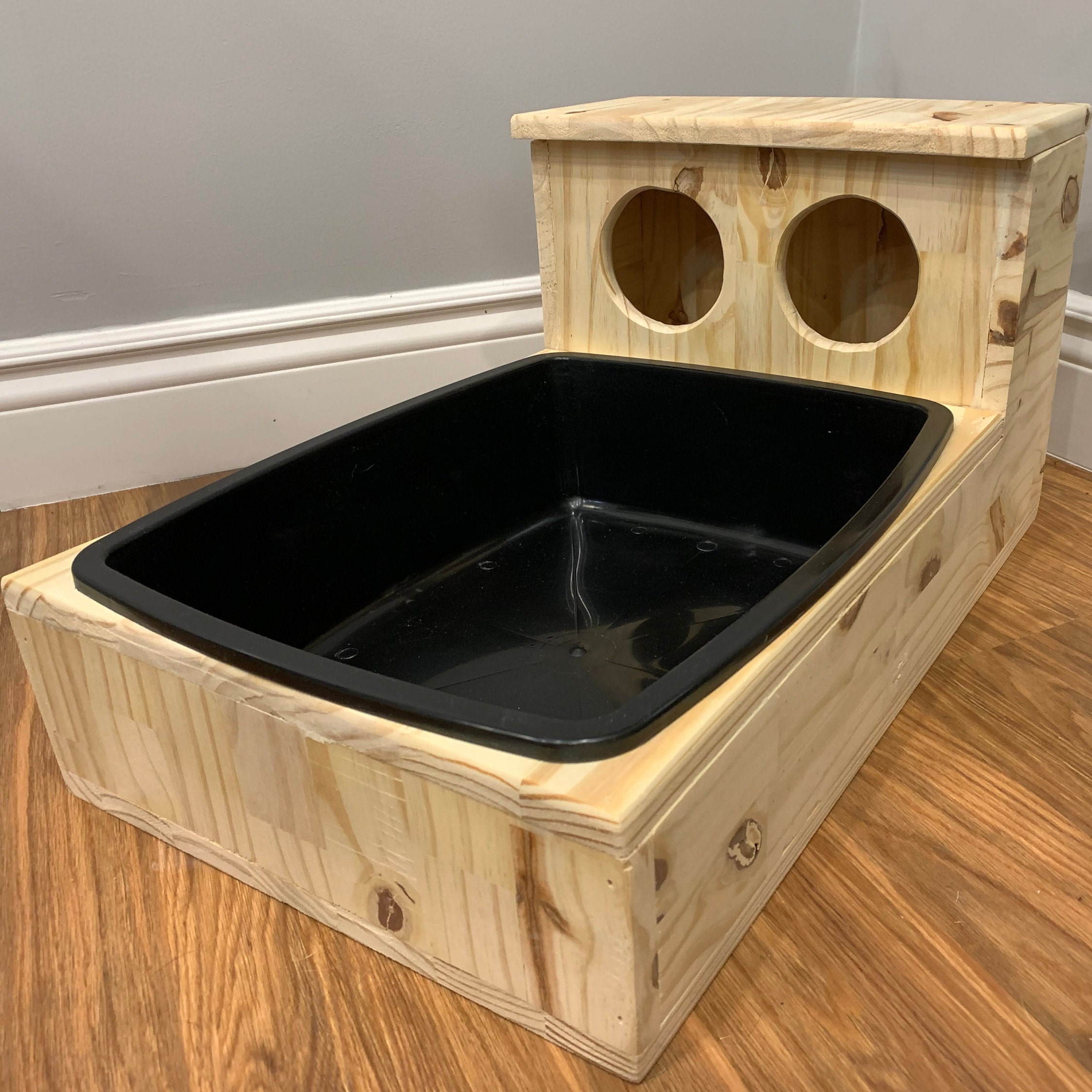 RABBIT FEEDING STATION (hay Feeder With Litter Box) - Etsy